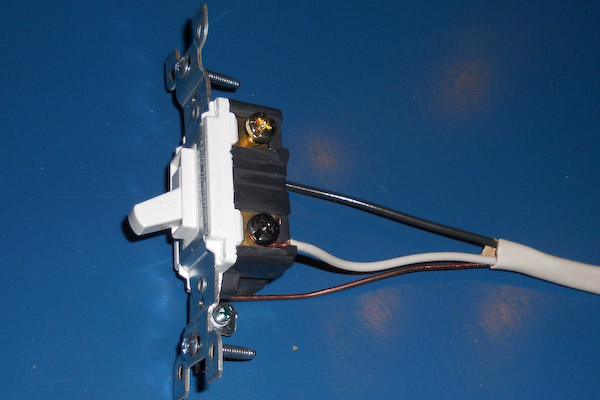 Install Single Pole Light Switch Wiring Today